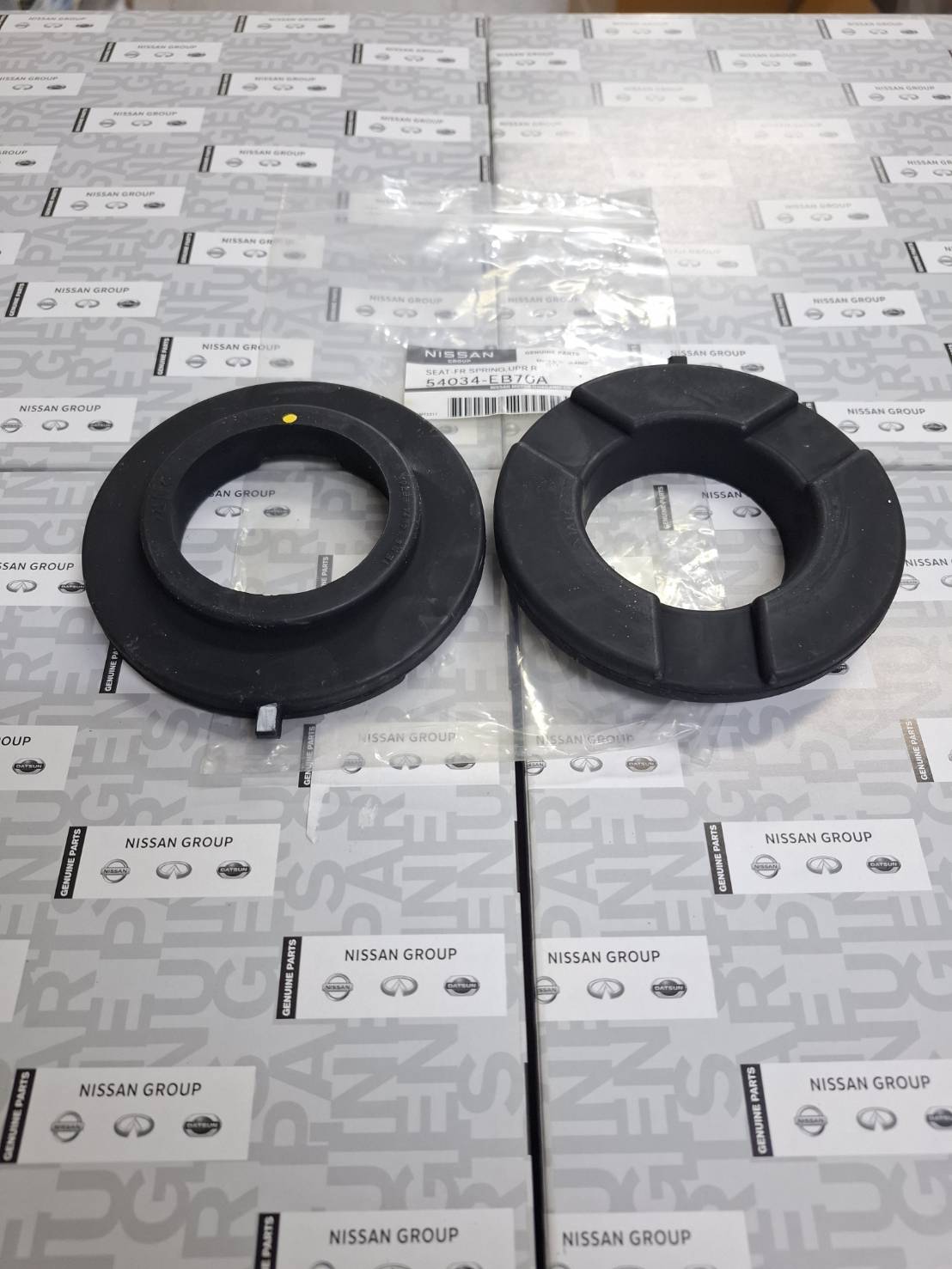 ยางรองสปริงโช๊คอัพหน้า (ราคาต่อคู่) NISSAN NAVARA D40 , NISSAN NAVARA ...