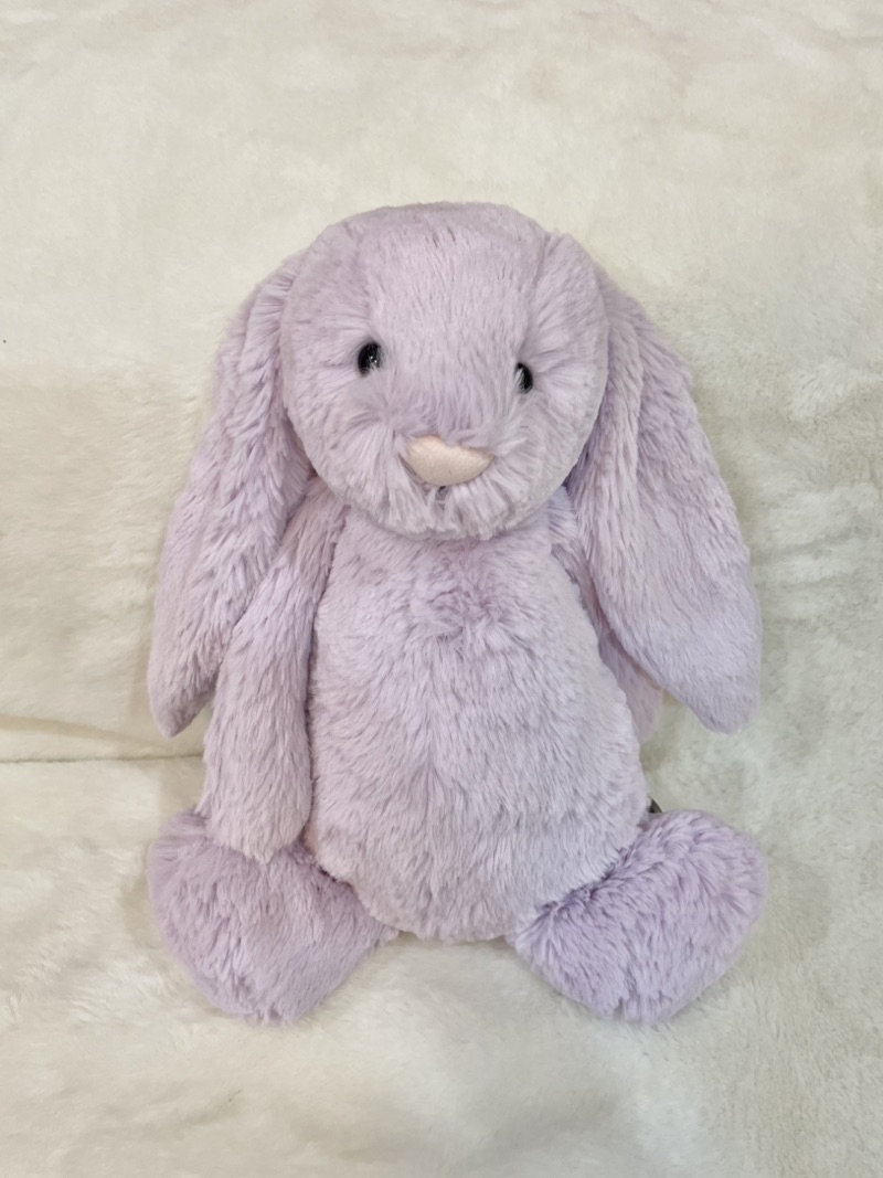 Jellycat bashful bunny M ตุ๊กตากระต่ายเจลลี่แคท ของแท้ มือสอง | Shopee ...