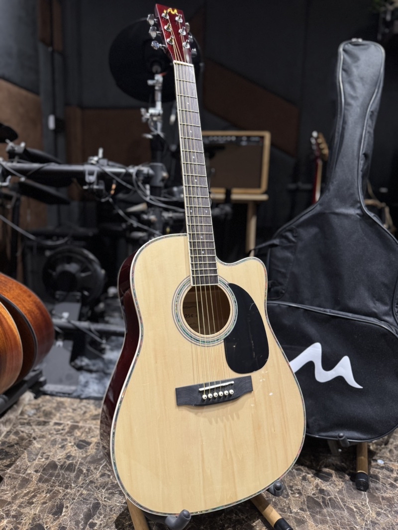 กีต้าร์โปร่ง Most M-41c ขนาด41นิ้วมาตรฐาน คอเล็กเล่นง่าย งานดีมากๆเสียง ...