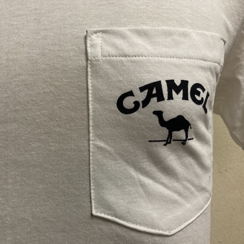 เสื้อยืด กระเป๋าหน้าริน ลาย CAMEL สไตล์วินเทจ | Shopee Thailand