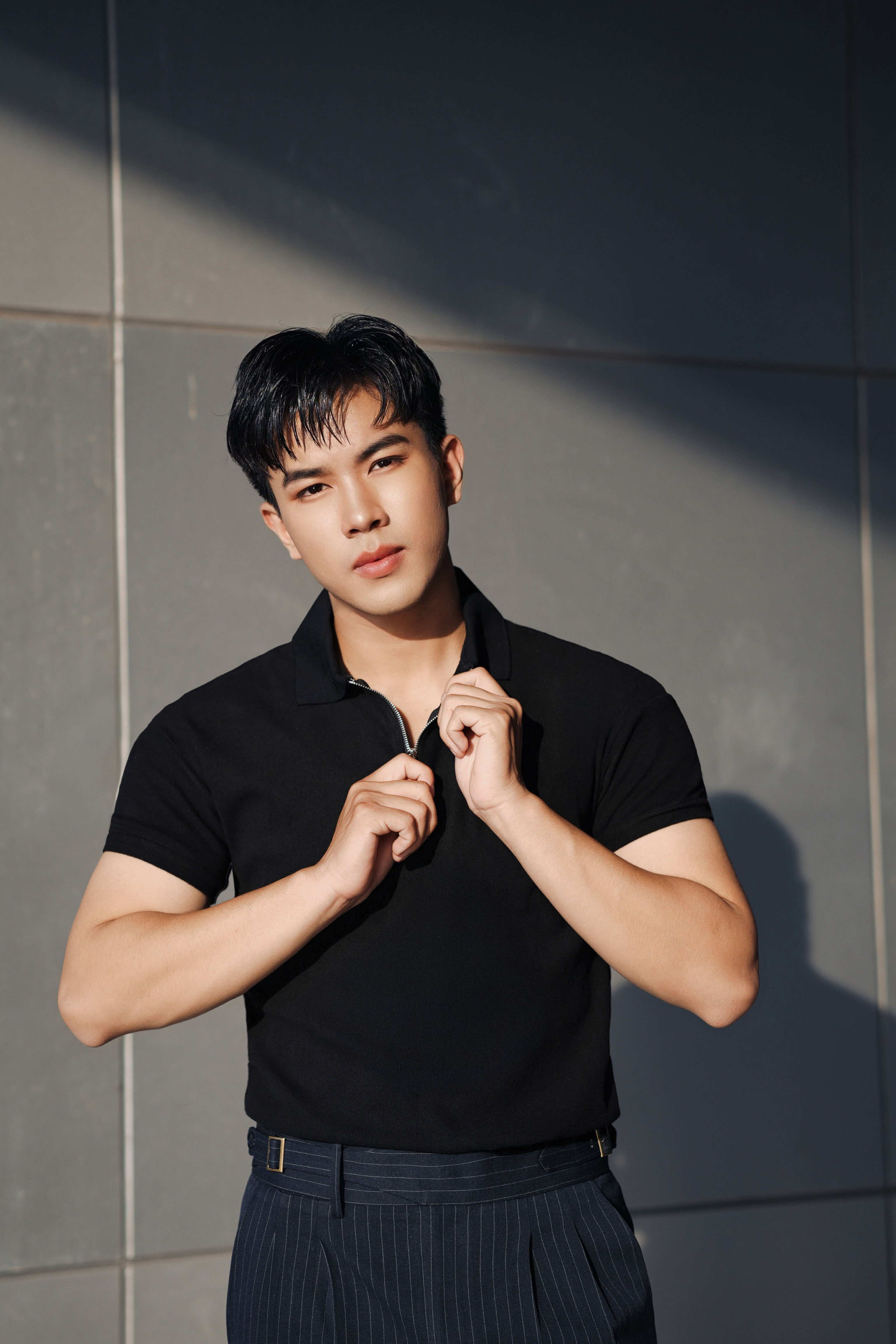 DANDY COSMO | เสื้อ Muscle-Fit Zipper โปโล คอปกซิป เนื้อผ้าร่อง ขนนุ่ม ...