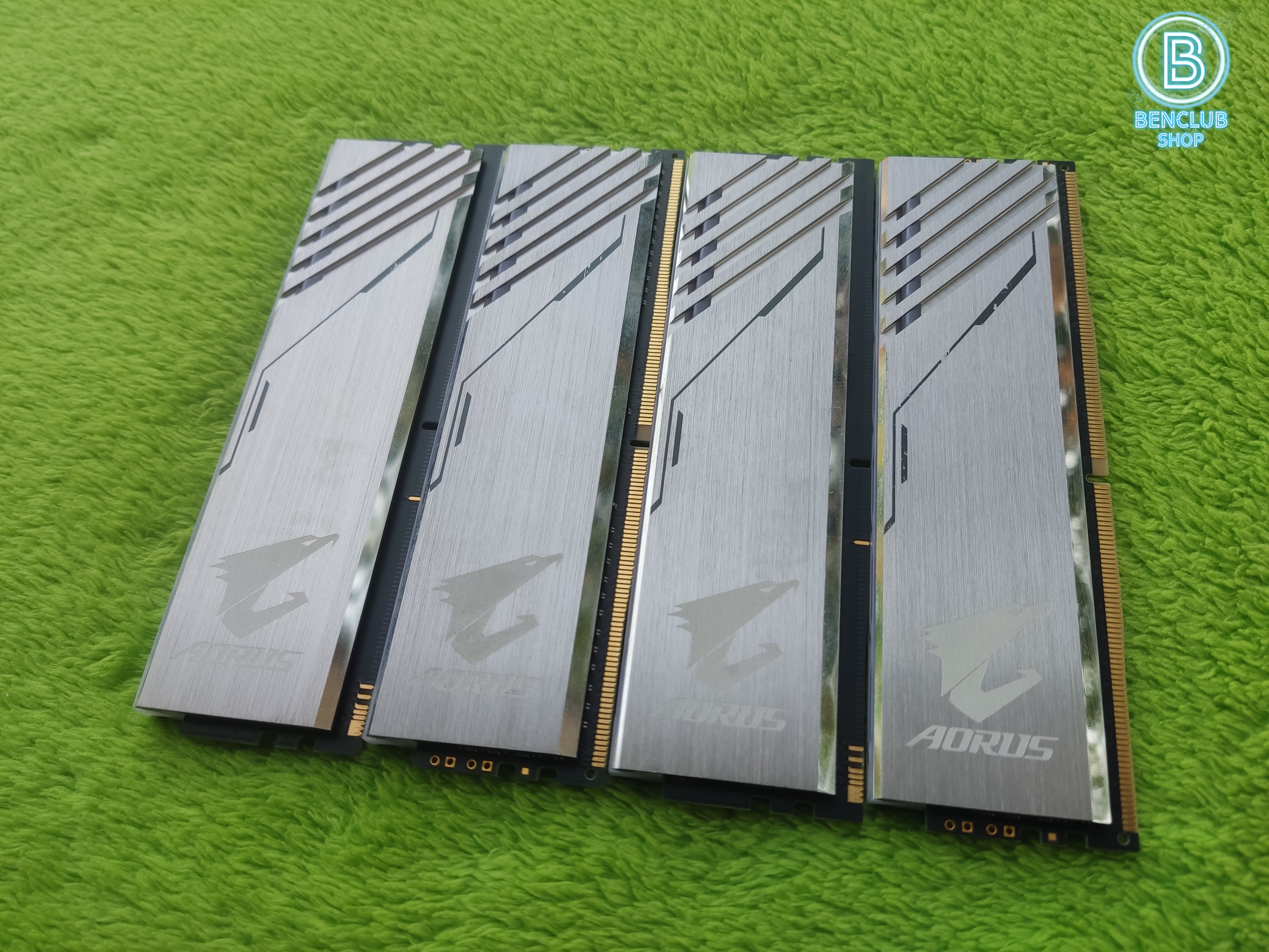 Ram Aorus RGB DDR4 3200MHz 16Gb(2x8Gb) (With Demo Kit)(Limited Edition ...