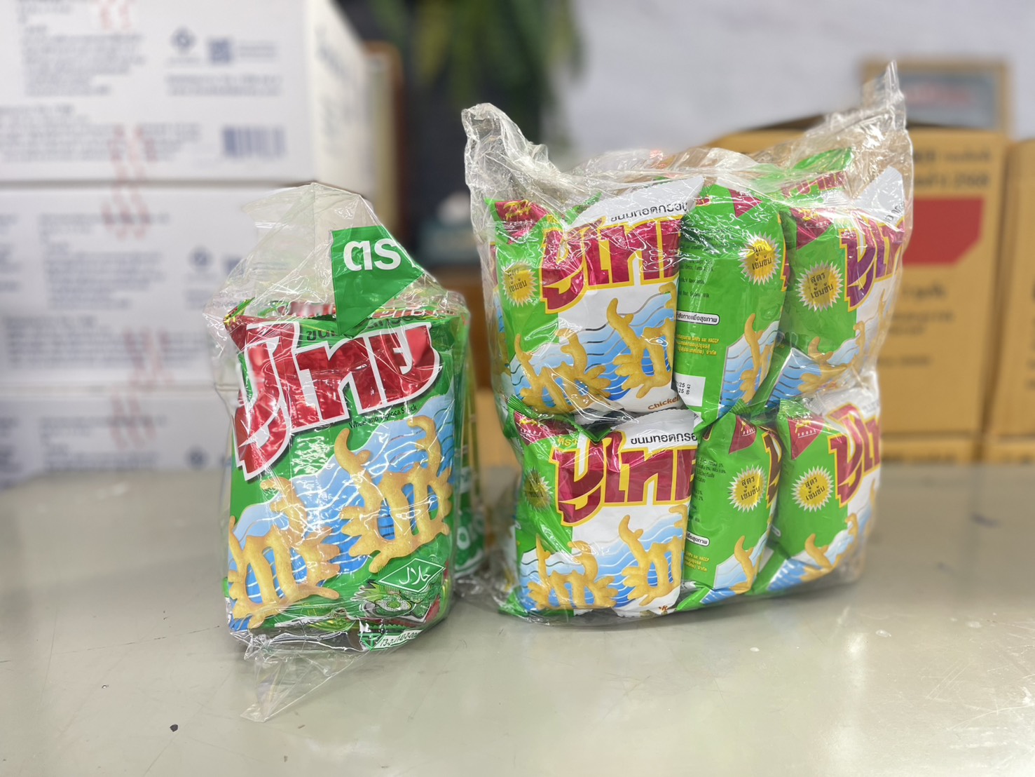 ขนมทอดกรอบปูไทยรสไก่ แพ็ค 12 /โนริสาหร่าย แพ็ค3 | Shopee Thailand