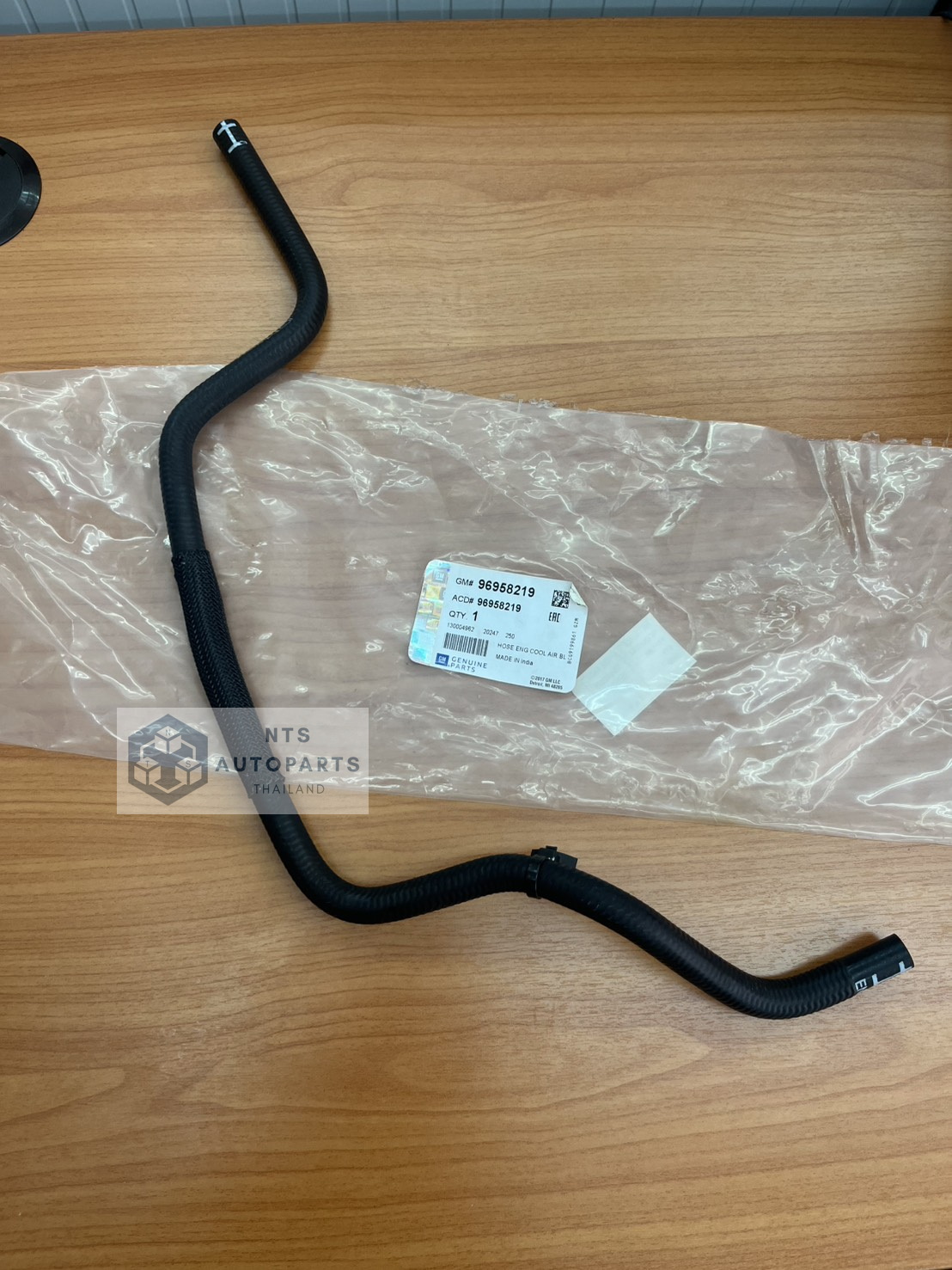 ท่อยาง ท่อน้ำ หลังเครื่องเข้าถังพักน้ำ_SONIC 1.6 _ปี 2014_แท้ห้างGM ...