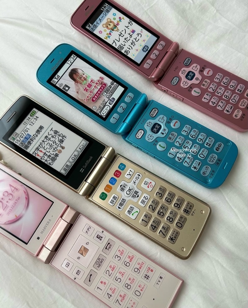 Japanese Mock-up Flip Phones โมเดลมือถือฝาพับญี่ปุ่น | Shopee Thailand