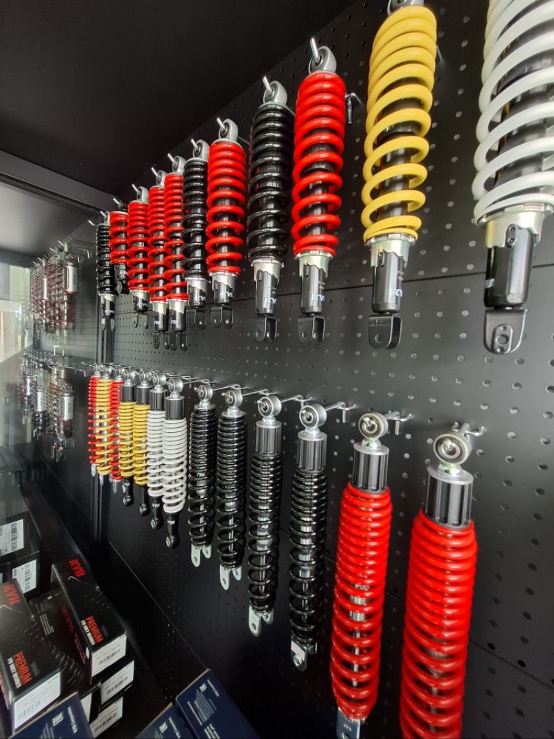 KYB Wave K-Alpha 330mm โช้คแก๊ส เวฟ 110 โฉมปี 2020 ลงไป , 125 โฉมปี 2022 ลงไป , Monkey 125 ...