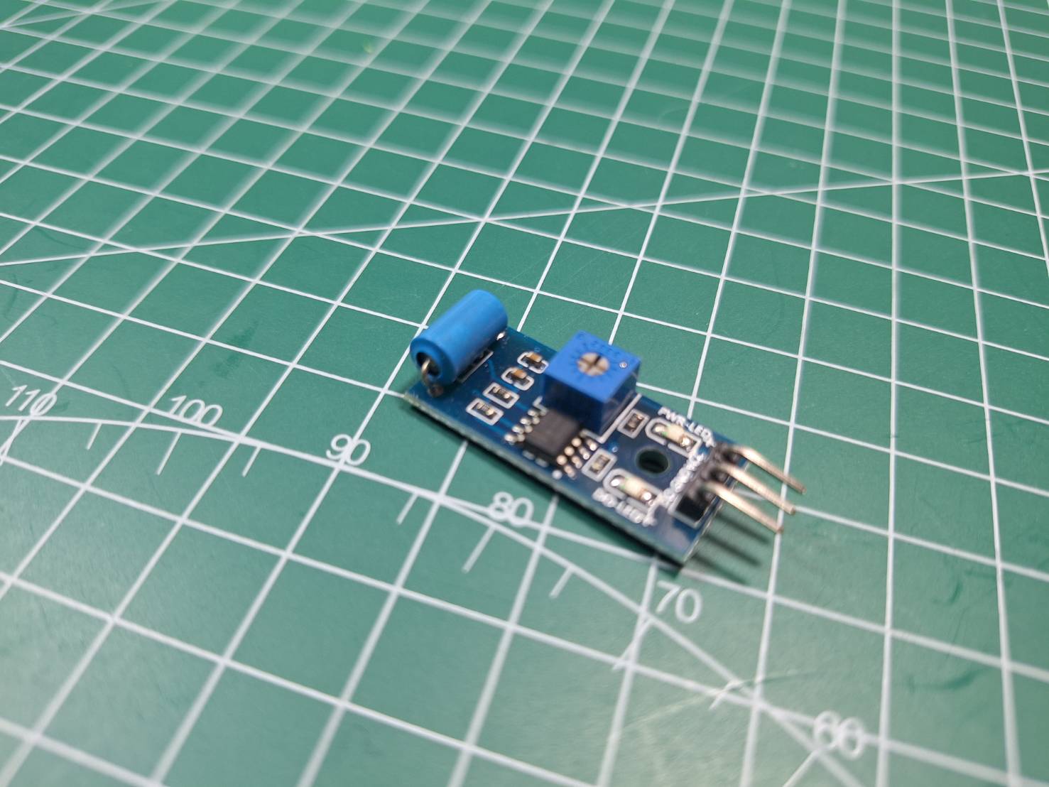 SW-420 เซนเซอร์ตรวจจับแรงสั่นสะเทือน โมดูลตรวจจับแรงกระแทก สำหรับ ...