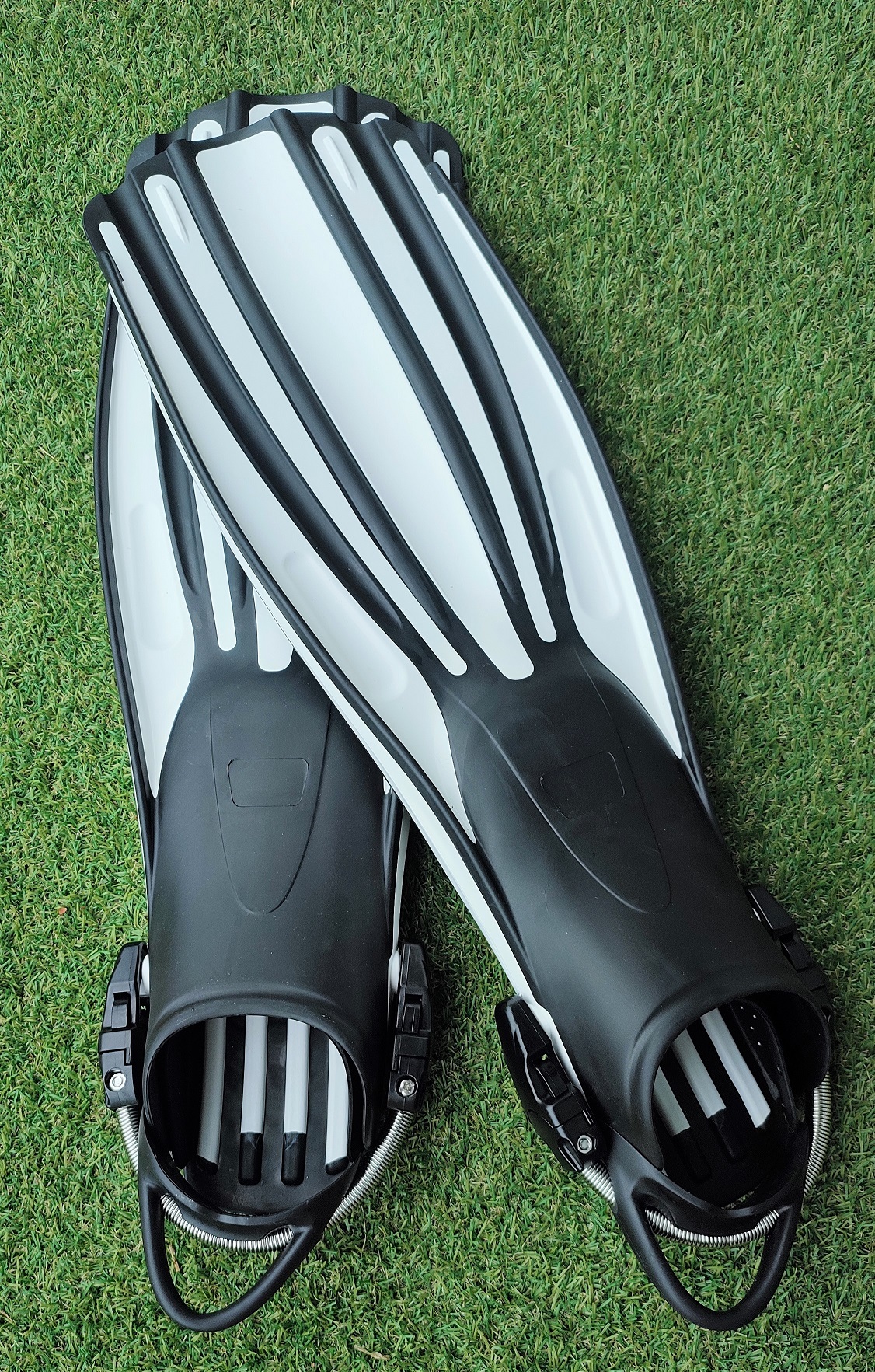 Adjustable open heel diving fins, flexible swimming fins, learning to ...