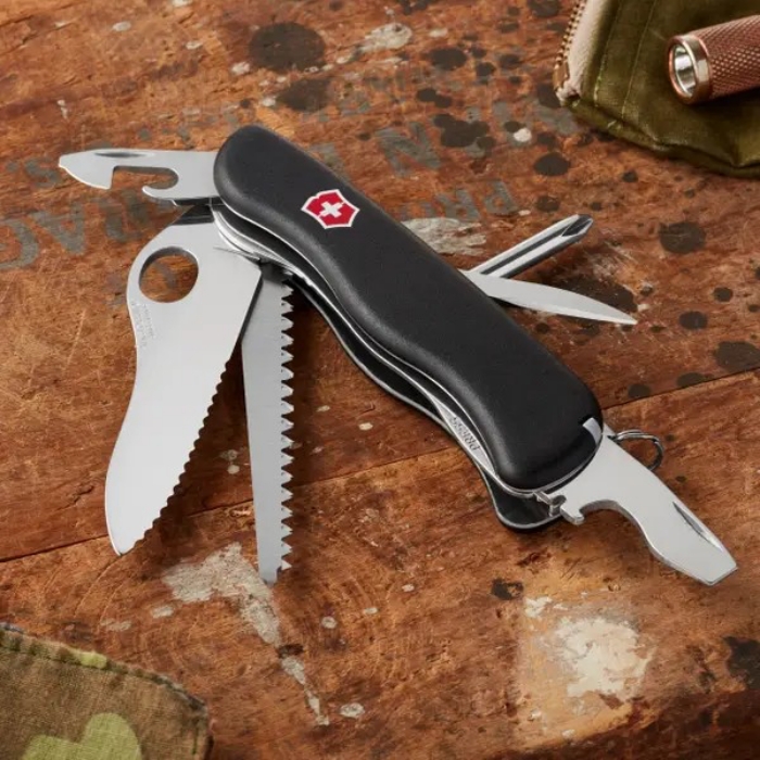 มีดเอนกประสงค์ Victorinox รุ่น Trailmaster Black 0.8463.MW3 | Shopee ...