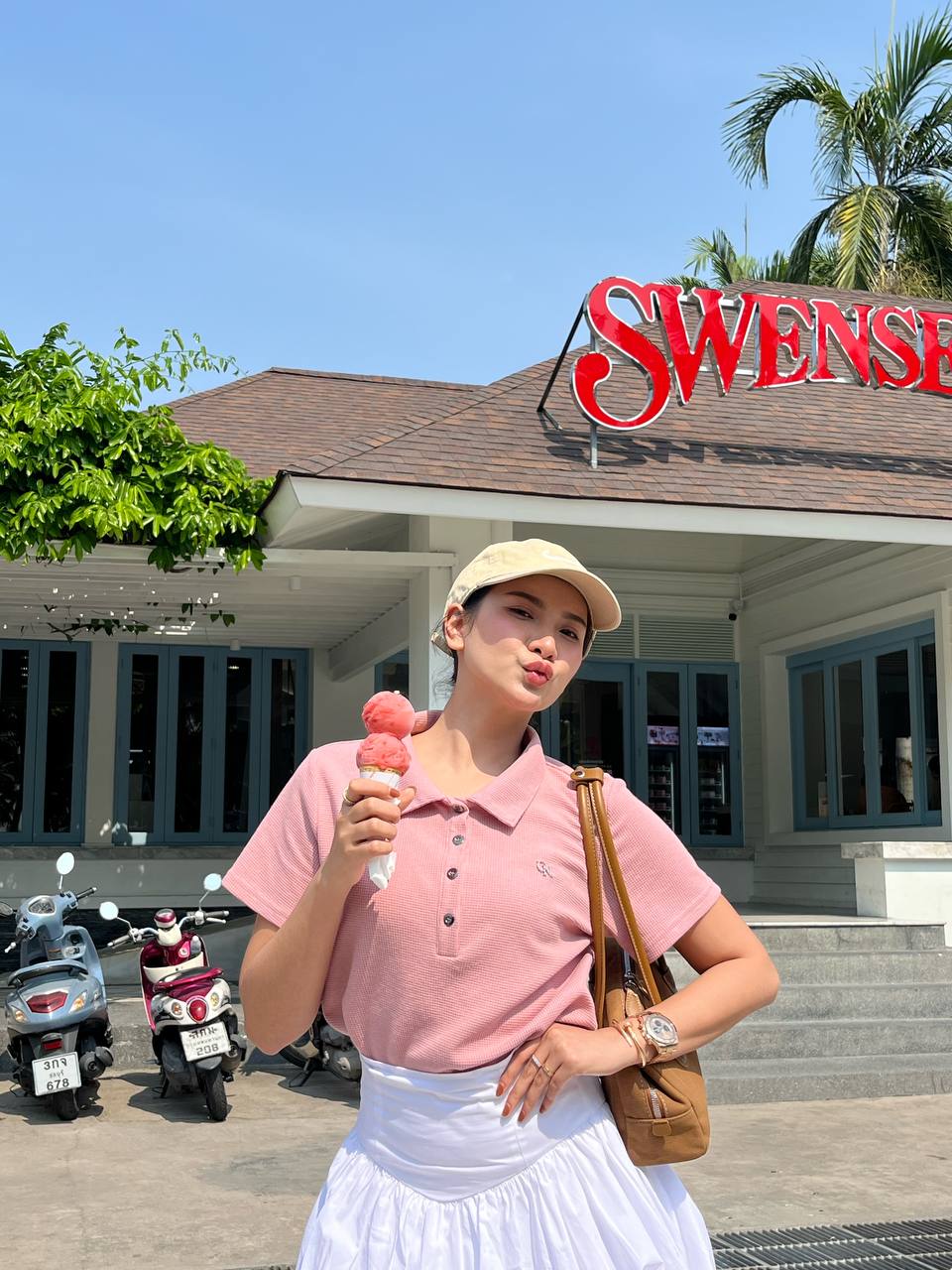 CHANEE | Posh Waffle Polo Top เสื้อโปโลผ้าวาฟเฟิล ติดอะไหล่ CN (CN234 ...