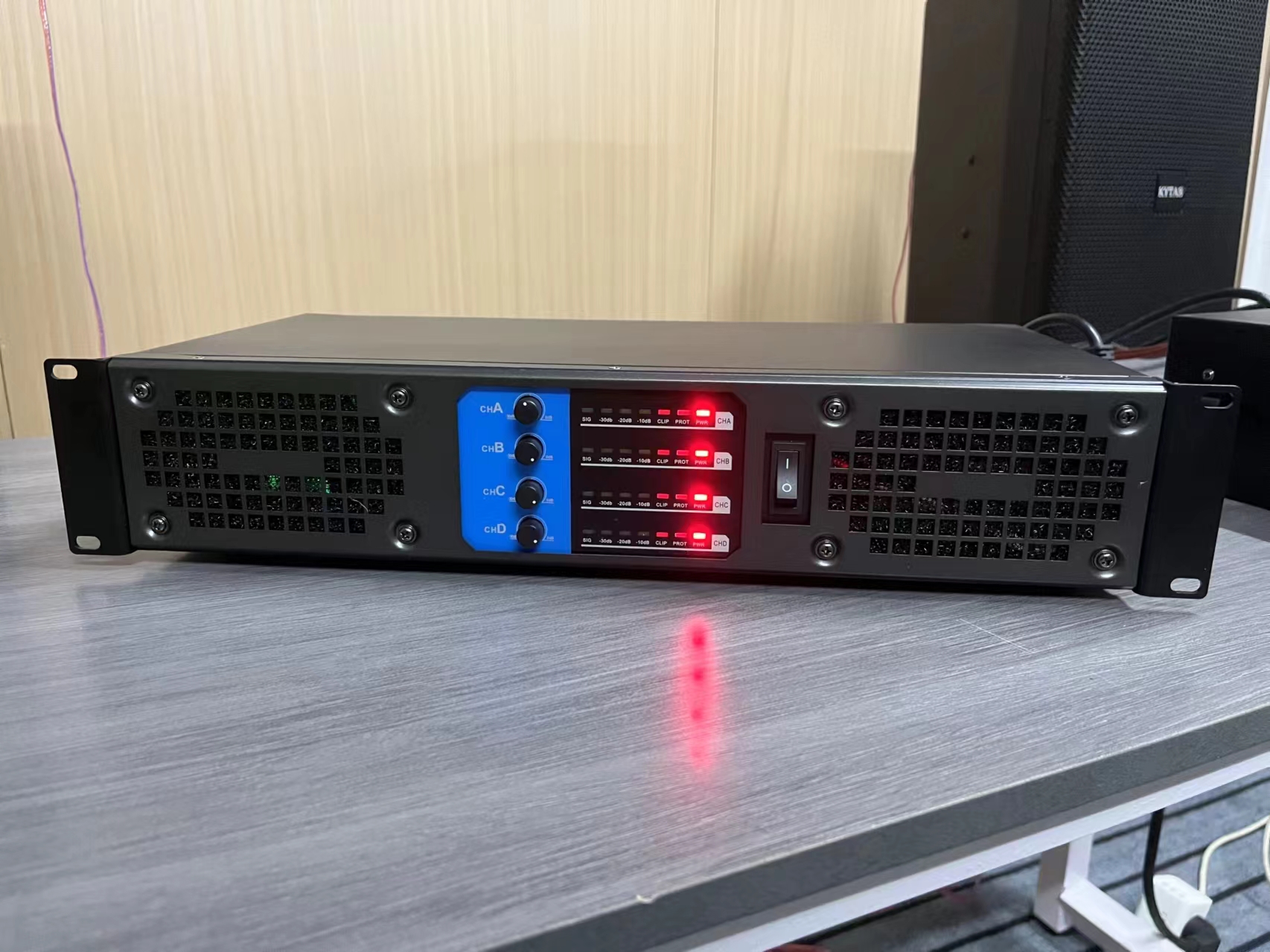 Amplifier H2000 / H4000 1500W4 Channel / 2 Channel เครื่องขยายเสียง ...