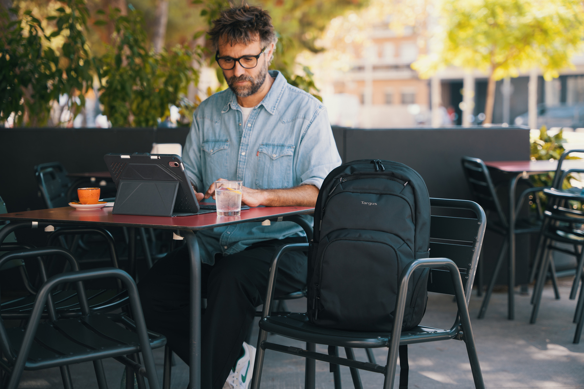 Targus Classic Backpack (CN600GL) กระเป๋าเป้ใส่โน๊ตบุ๊ค ขนาด 15.6 ...