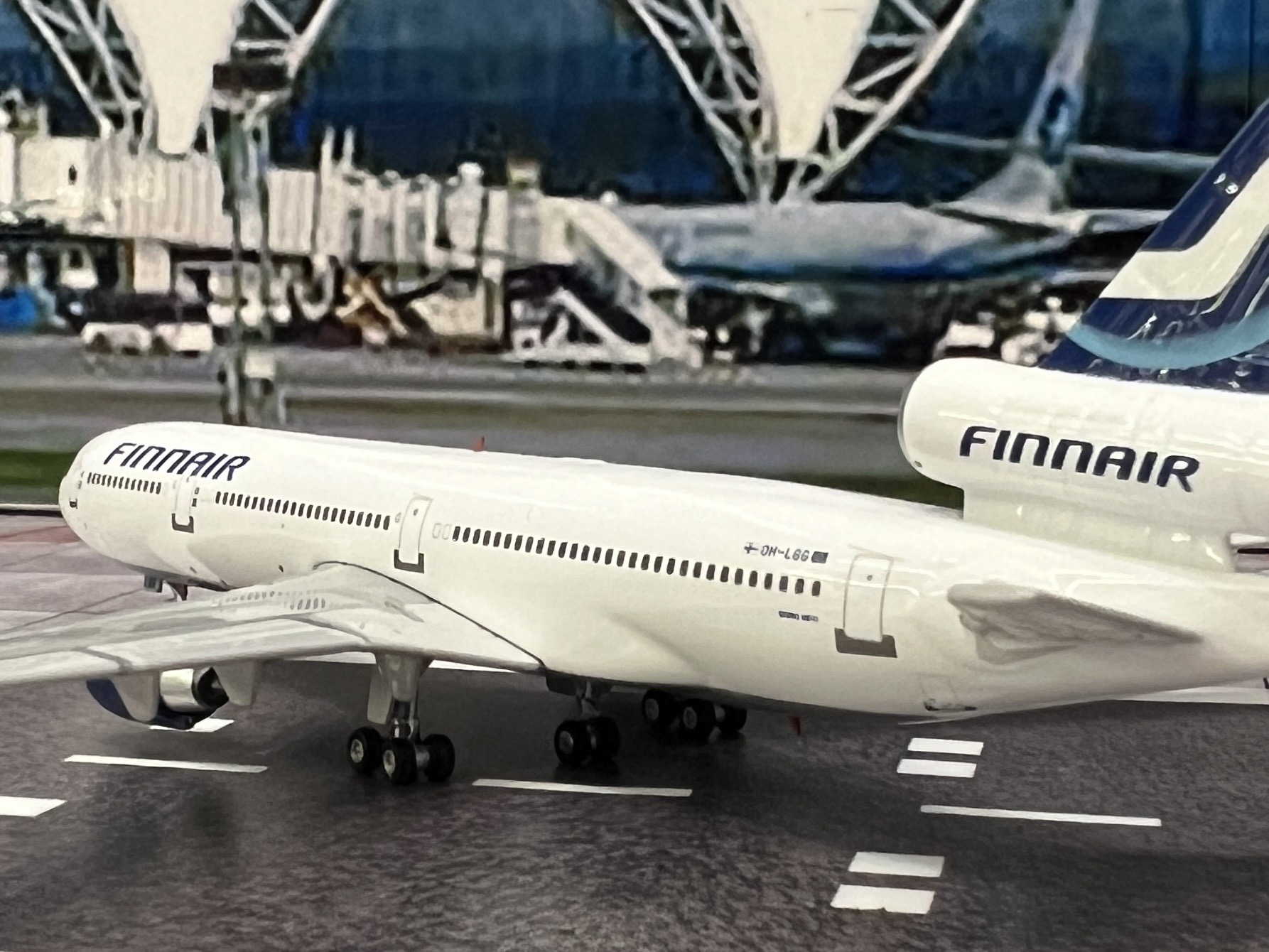Phoenix Model [11923] 1:400 Finnair MD-11 OH-LGG | Shopee Thailand