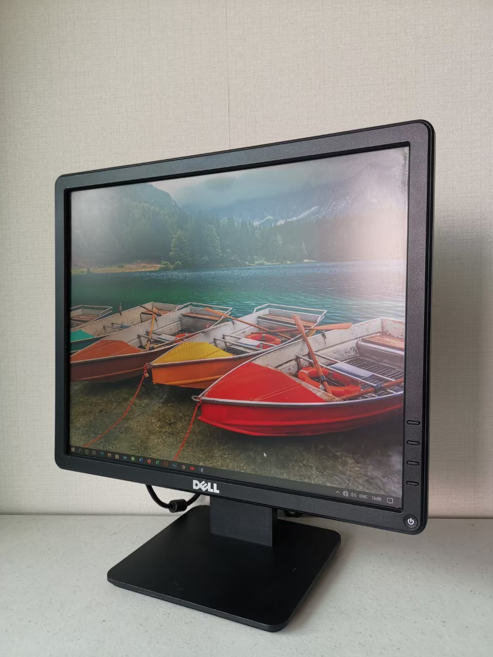 จอคอมมือสอง เกรด A Dell E1715Sc LED backlight ขนาด 17 นิ้ว มีพอร์ต VGA และ Display Port | Shopee ...