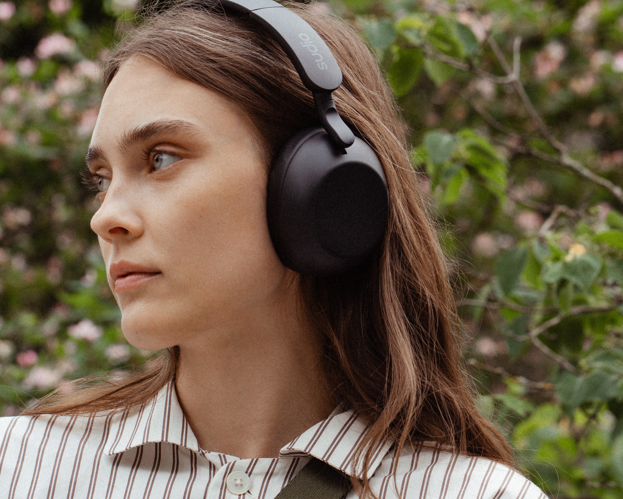 Sudio R3 หูฟังครอบหูไร้สาย Wireless Over-Ear Headphones by RTB | Shopee ...