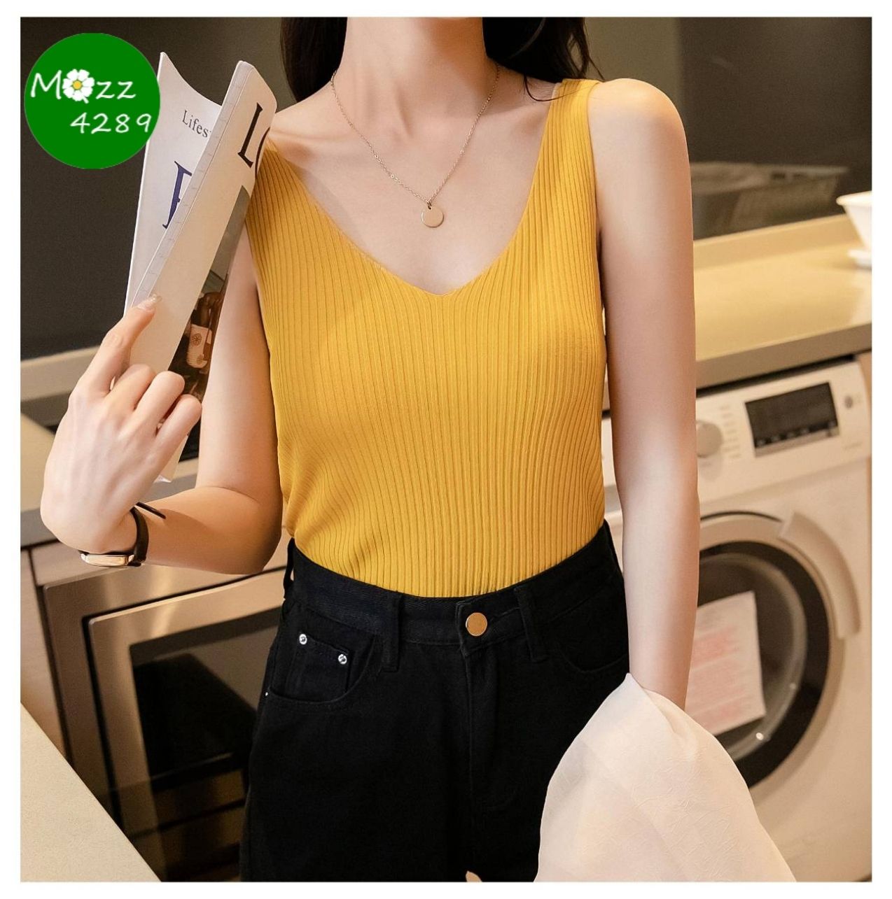 MQzz4289 * พร้อมส่ง* เสื้อกล้ามไหมพรมคอวี เสื้อสายเดี่ยวคอวี บางเบาใส่ ...