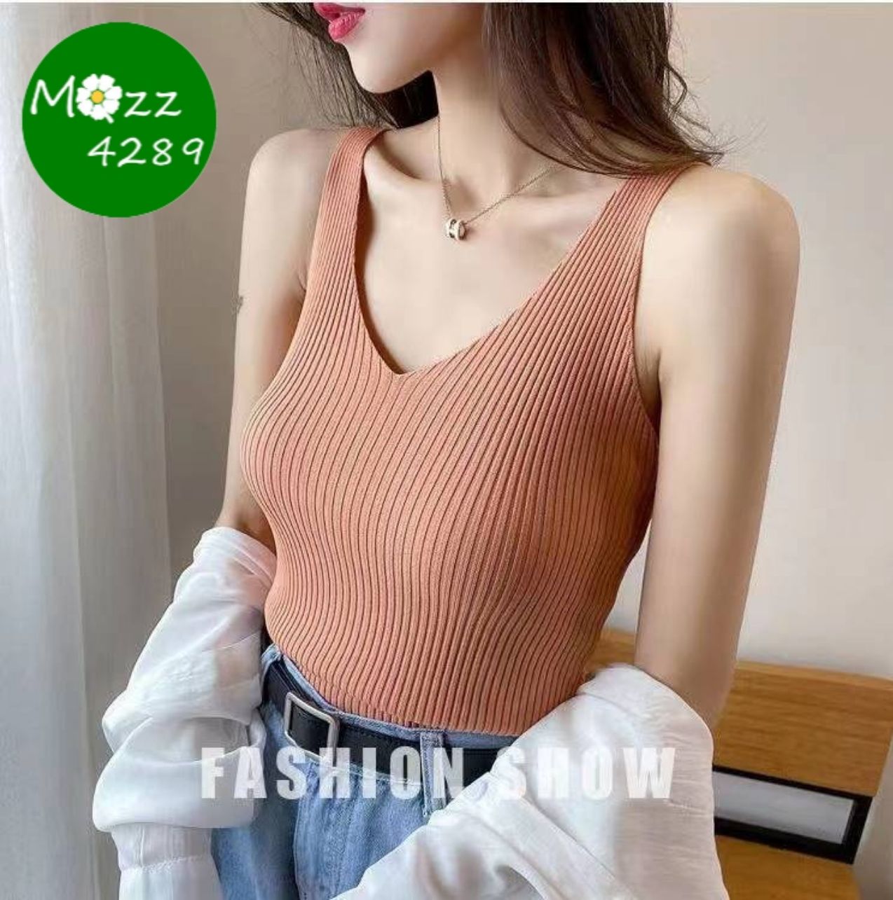 MQzz4289 * พร้อมส่ง* เสื้อกล้ามไหมพรมคอวี เสื้อสายเดี่ยวคอวี บางเบาใส่ ...