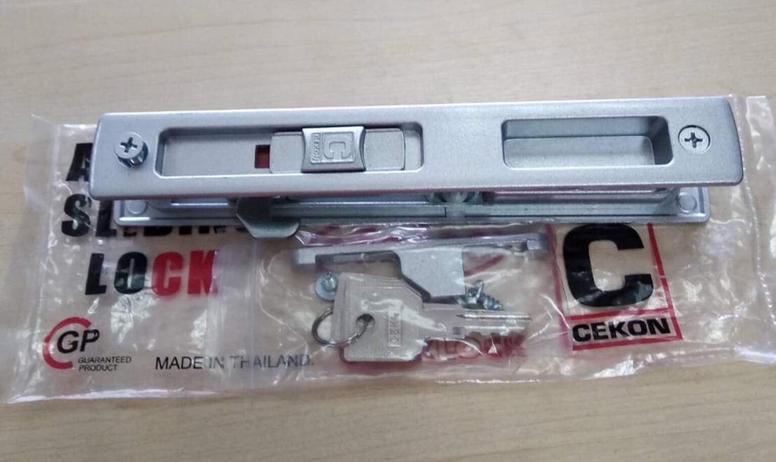 มือจับล๊อคบานเลื่อนแบบมีกุญแจ มือจับประตูบานเลื่อน CEKON รุ่น Click Lock | Shopee Thailand
