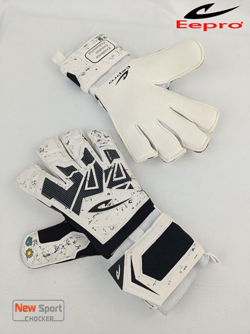 ถุงมือผู้รักษาประตู มีฟิงเกอร์เซฟ EEPRO SPORT รุ่น EG10A3 | Shopee Thailand