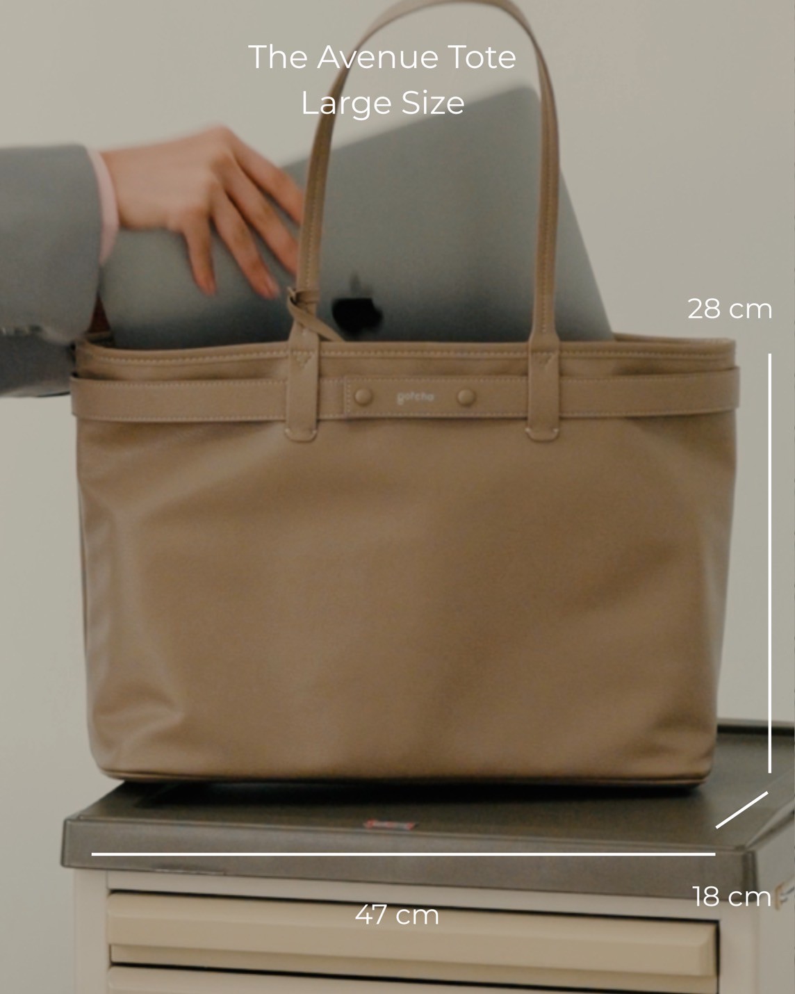 พร้อมส่ง Gotcha Avenue Reversible Tote Bag (sizes: Medium / Large ...