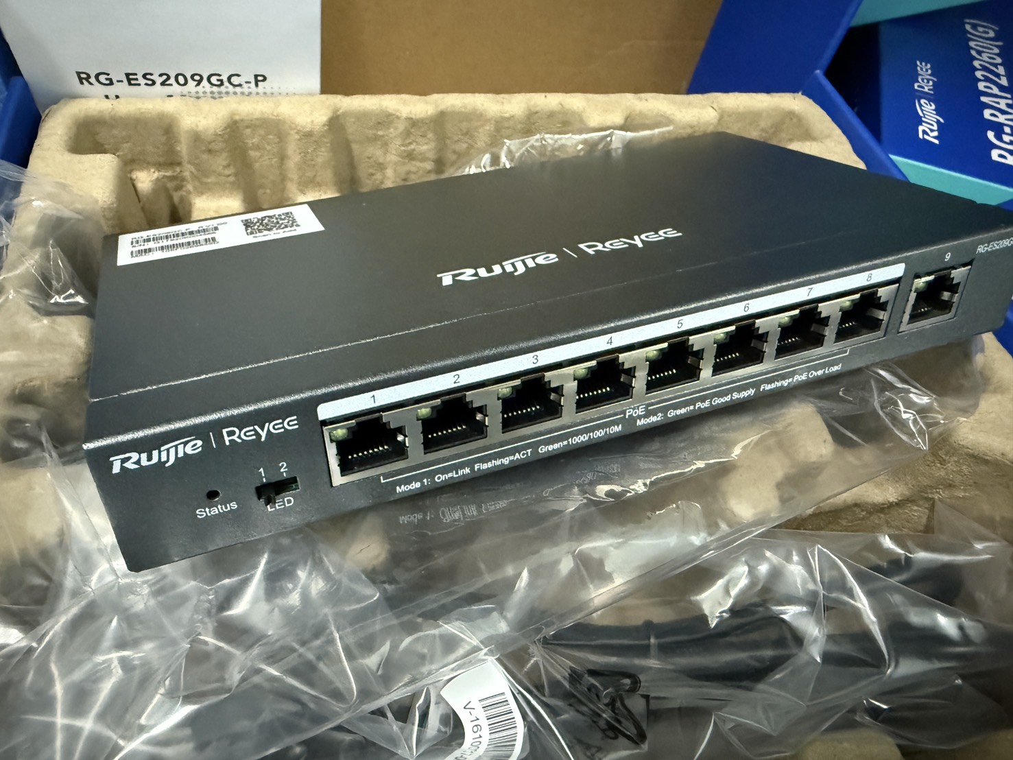 Ruijie Reyee RG-ES209GC-P 9-Port 120W Gigabit Cloud Managed PoE Switch ...