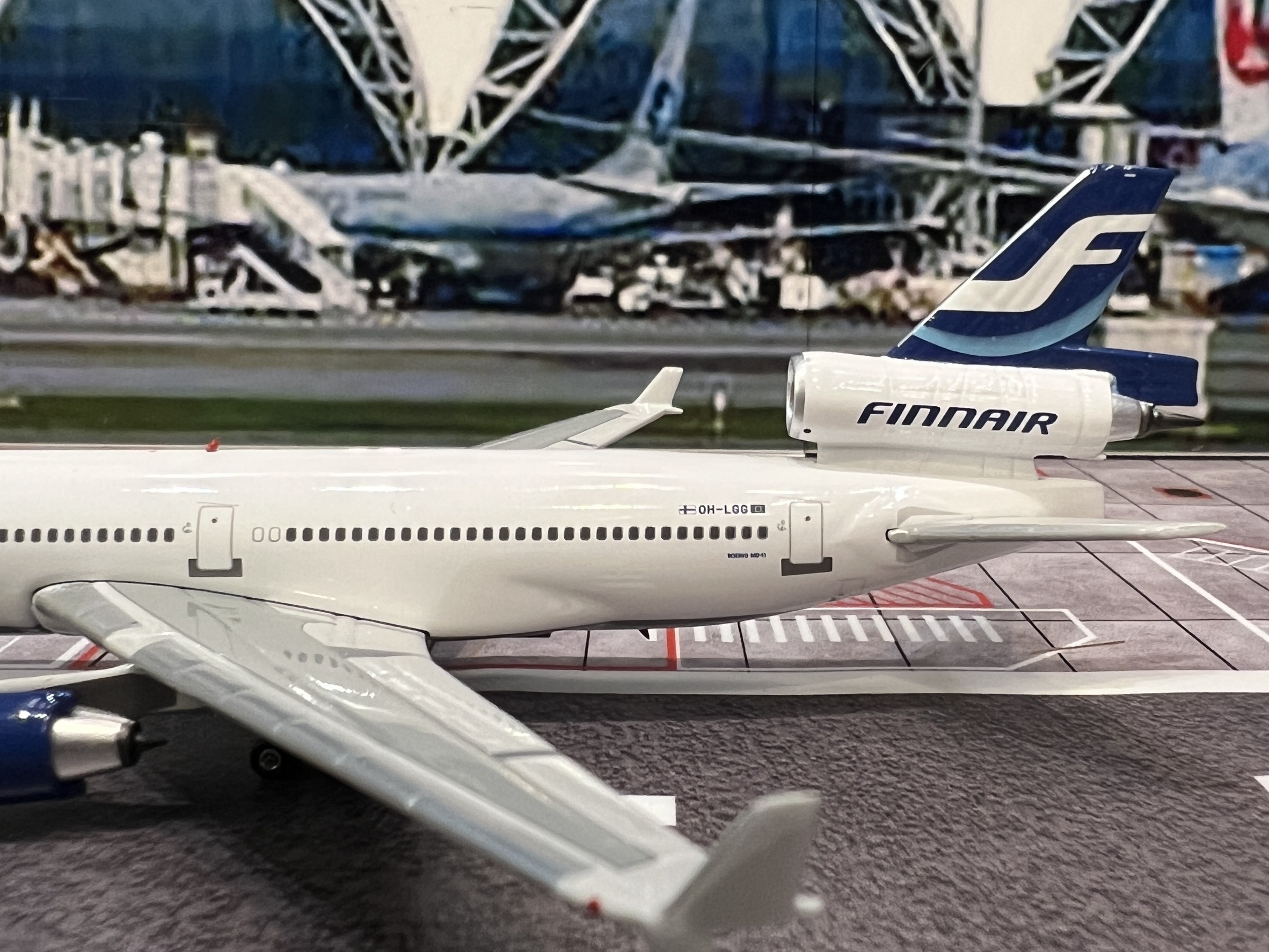 Phoenix Model [11923] 1:400 Finnair MD-11 OH-LGG | Shopee Thailand