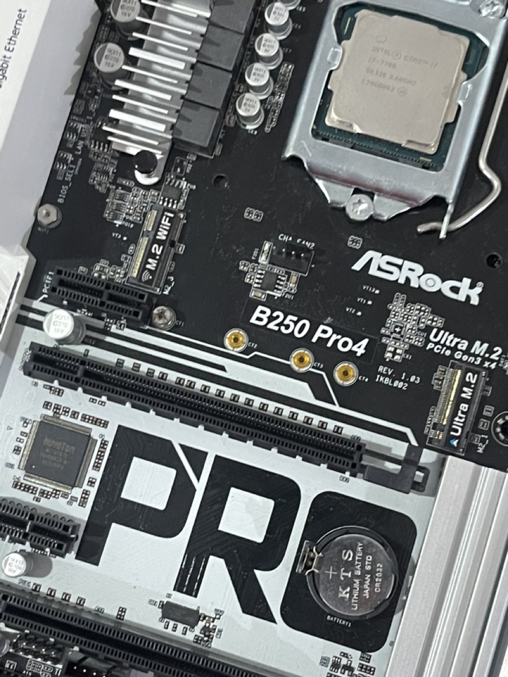 ชุด Mb Asrock B250 Pro4 + Cpu intel i7 7700 เเถมซิ้งค์เดิมintel ...