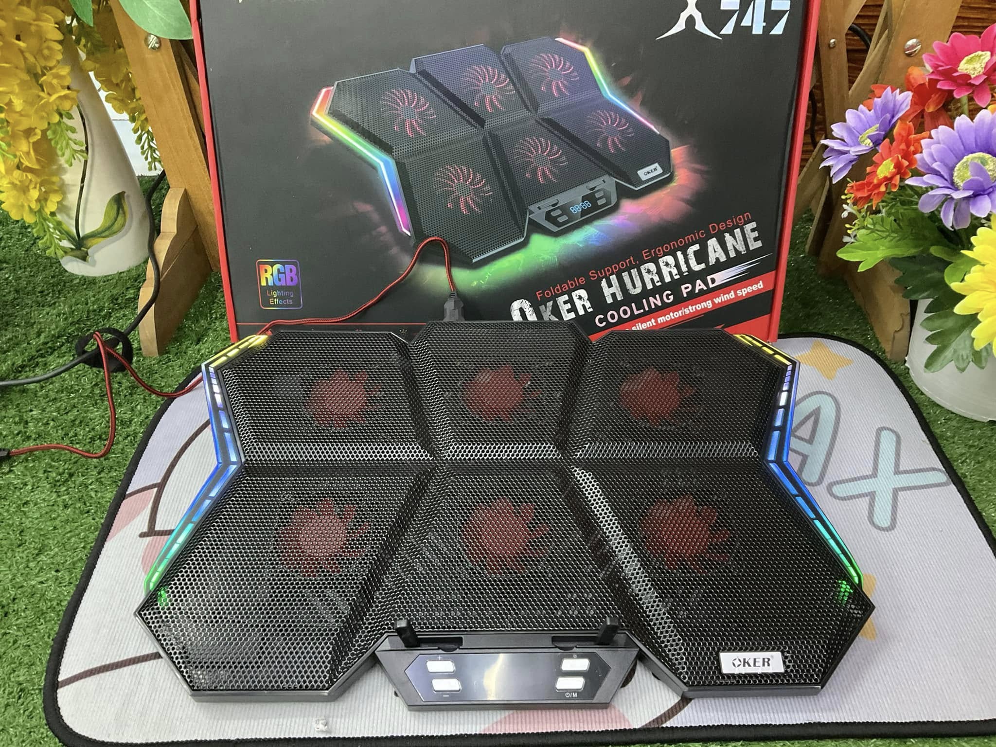 พัดลมระบายความร้อน OKER พัดลม 6 ตัวช่วยระบายความร้อนได้อย่างเต็มประสิทธิภาพพร้อมไฟ รุ่น X747 ...