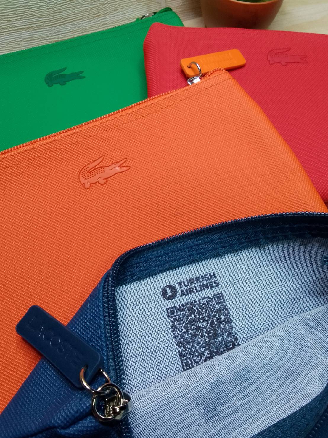 กระเป๋าลาคอส(LACOSTE)สายการบินเตอร์กิส(TURKISH)สินค้าบนเครื่องบินพร้อม ...