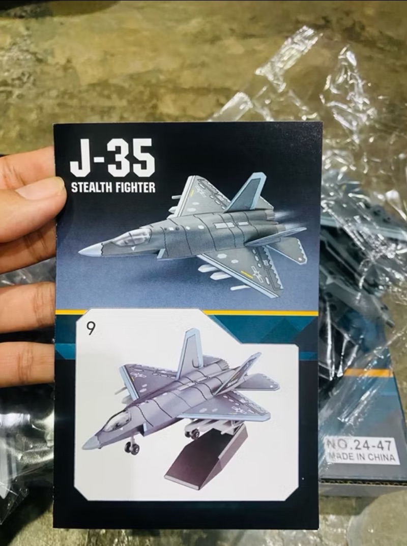 โมเดลเครื่องบิน LEGO เครื่องบิน J-35 STEALTH FIGHTER 1:72 | Shopee Thailand