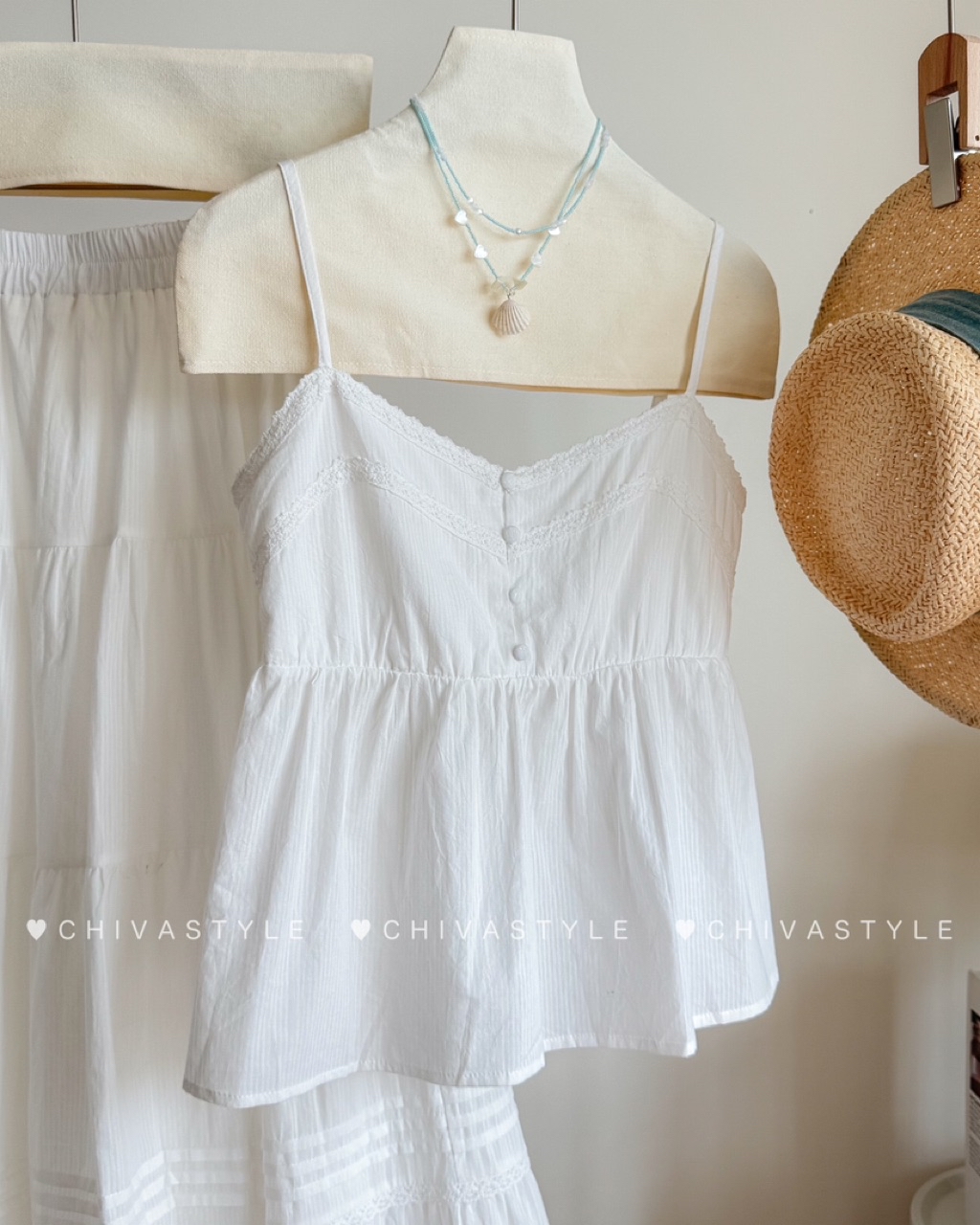-𝐂𝐡𝐢𝐯𝐚- Sandy cotton set | เซ็ตเสื้อสายเดี่ยวลูกไม้+กระโปรงผ้าคอตตอน ...