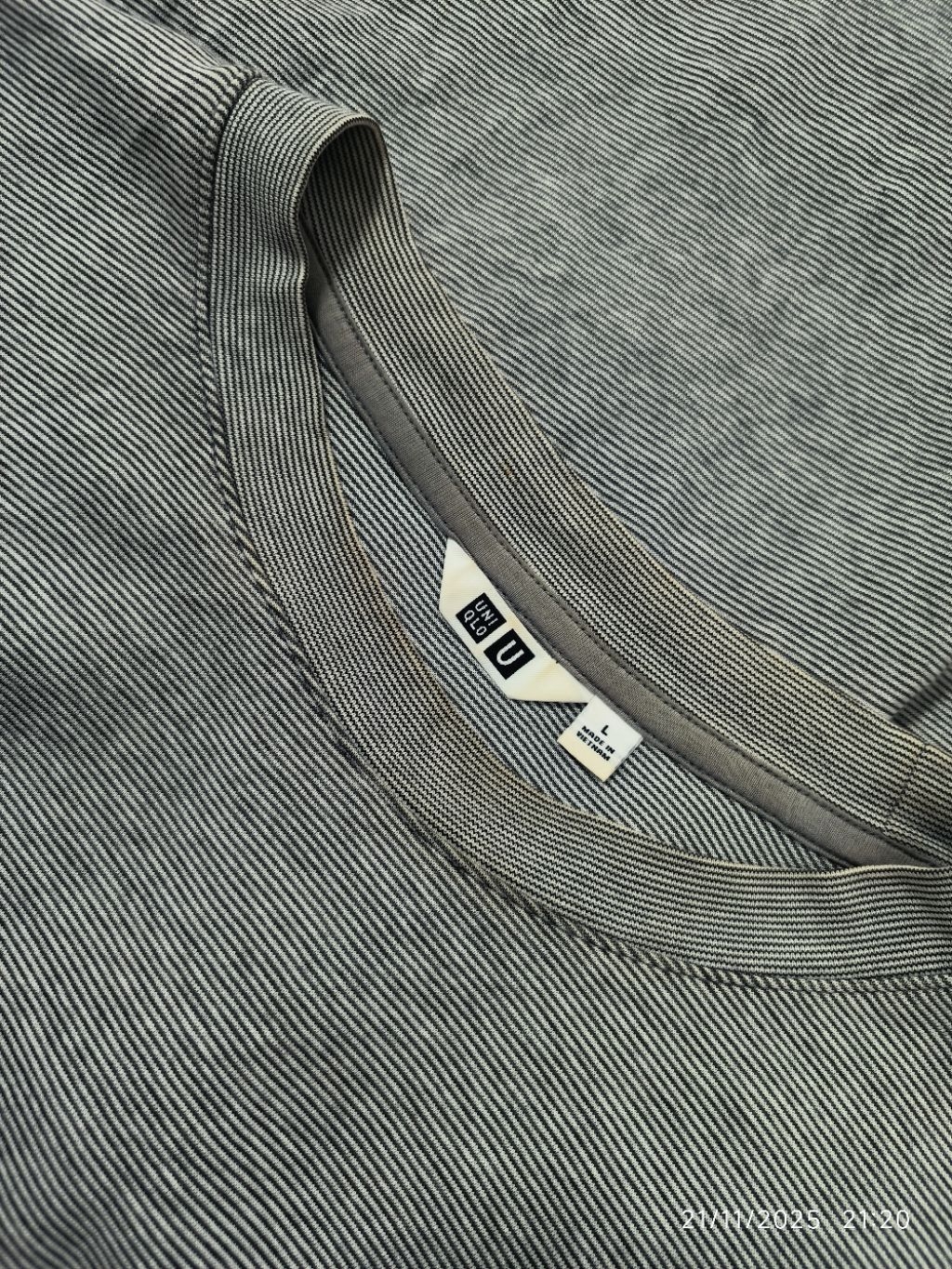 Uniqlo AIRism เสื้อยืดมือสองแท้ | Shopee Thailand