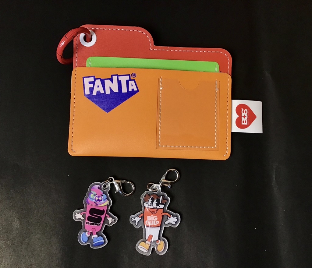 การ์ดแฟนต้าBUS พวงกุญแจ กระเป๋า Fanta x Bus | Shopee Thailand