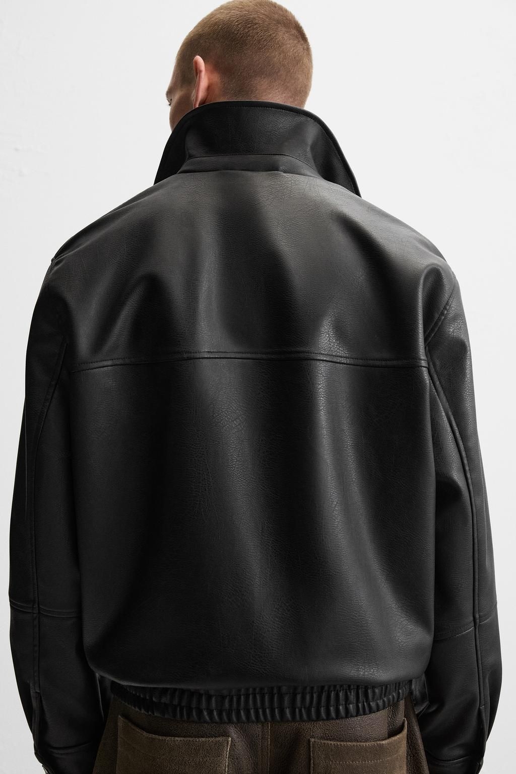 **ของแท้ พร้อมส่ งจาก ไทย ** ZARA LEATHER EFFECT MEN'S JACKET | Shopee ...
