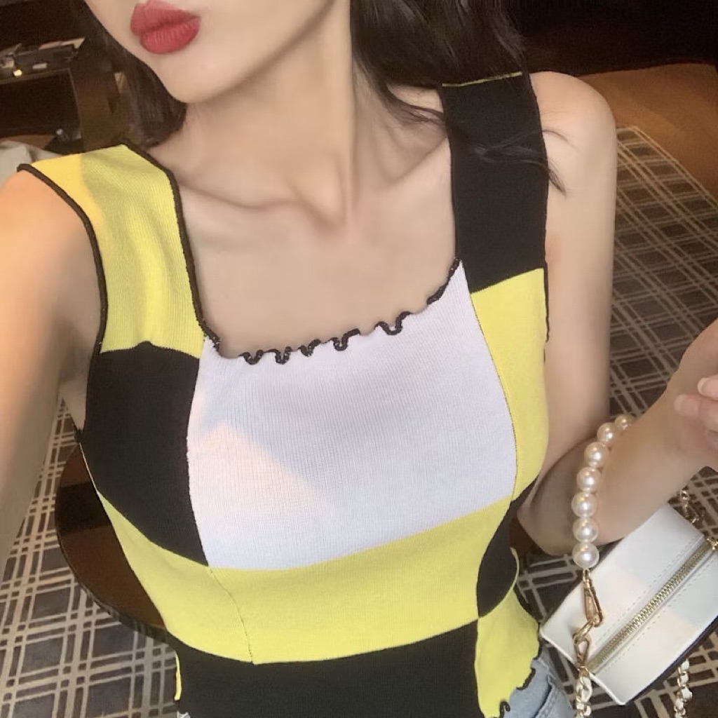 E062 เสื้อกล้ามลายตารางไหมพรมผ้าร่องทอหนา โทนสีเหลืองดำ | Shopee Thailand