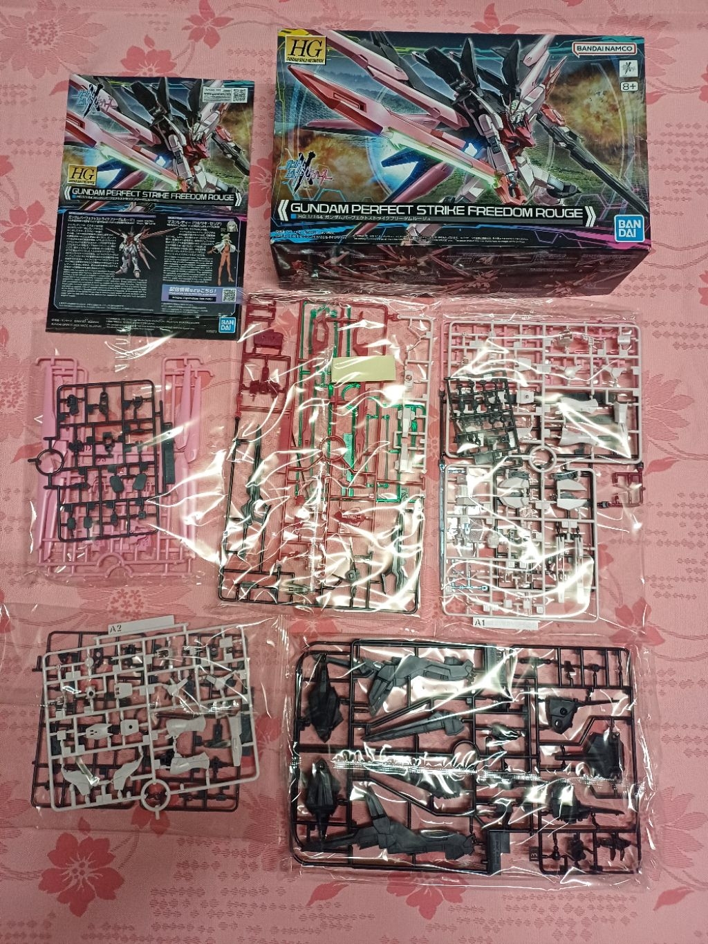 HG - Gundam Perfect Strike Freedom Rouge ( กล่องไม่สวย ) | Shopee Thailand