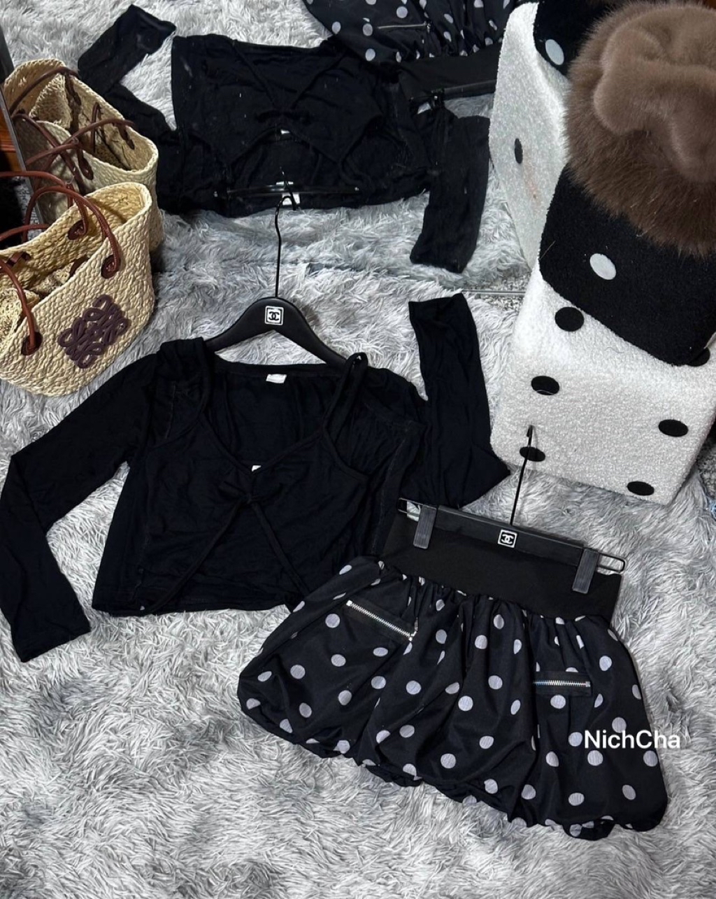 #Nicha Polkadot น่ารักปังสุด Set 3 ชิ้น สายเดี่ยวผูกโบว์ เสื้อคลุมแขนยาว กระโปรงบอลลูนเอวสูง มี ...