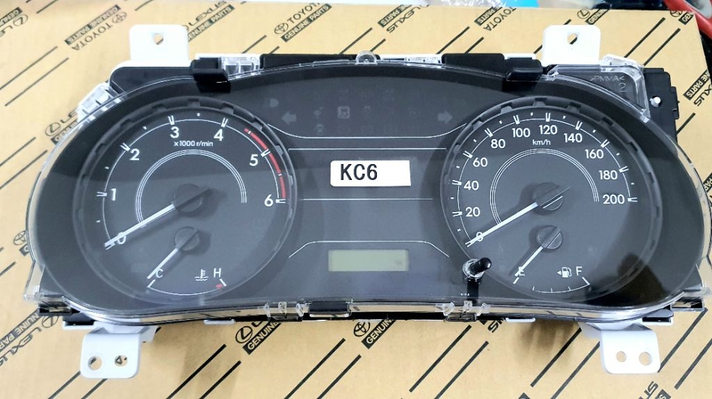 เรือนไมล์รีโว่เกียร์ธรรมดา Toyota Revo ปี 15 (83A00-0KC60-A) สินค้าใหม่ ...