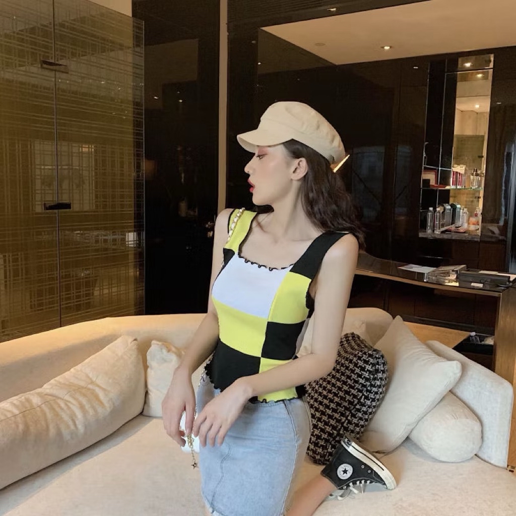 E062 เสื้อกล้ามลายตารางไหมพรมผ้าร่องทอหนา โทนสีเหลืองดำ | Shopee Thailand