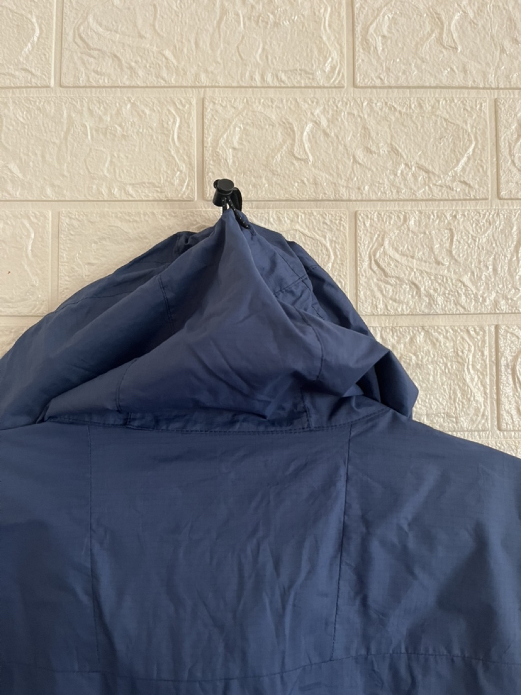 เสื้อคลุมผ้าร่มแนวoutdoor สะท้อนหยดน้ำ foxfire สีกรม ไซร้L รอบอก44 ...