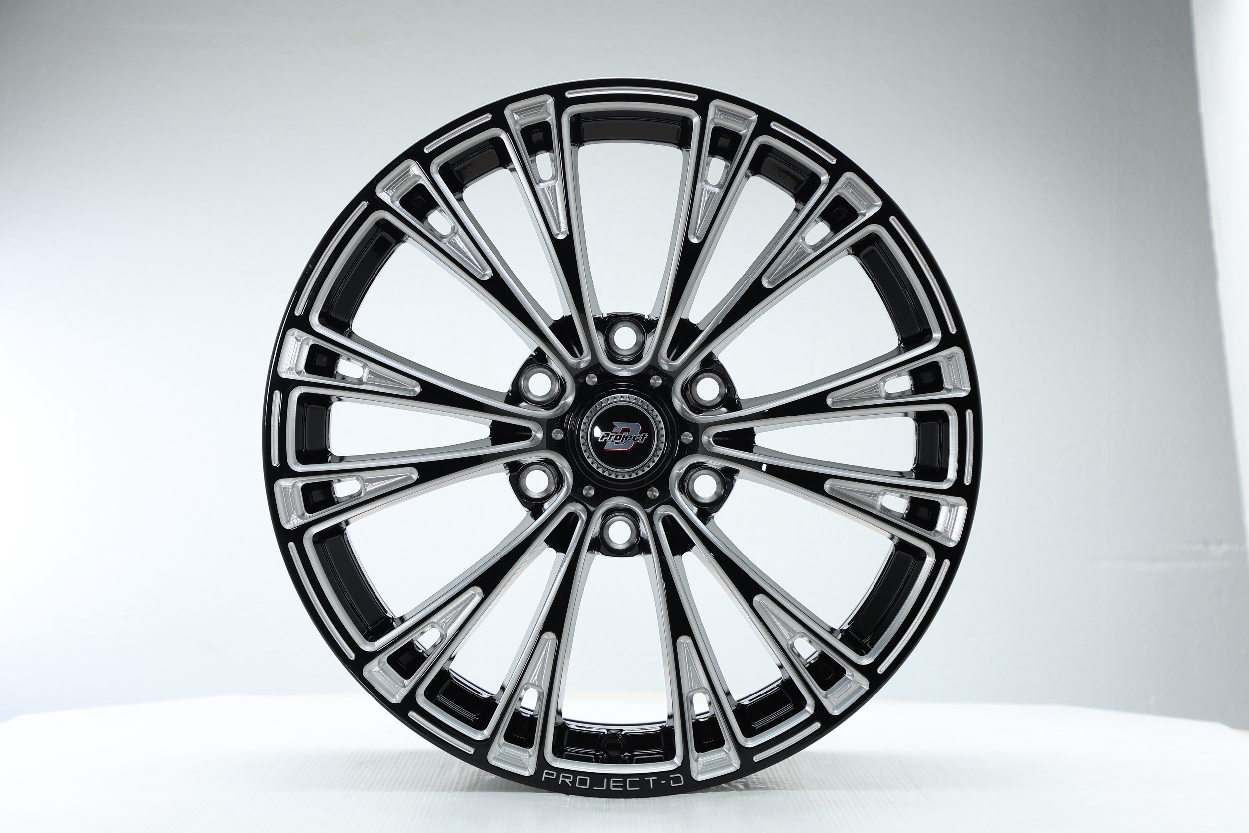 ล้อเลนโซ่ LENSO รุ่น Project D 96H ขอบ 18 กว้าง 8.5 6รู139.7 ออฟ+38 มี ...