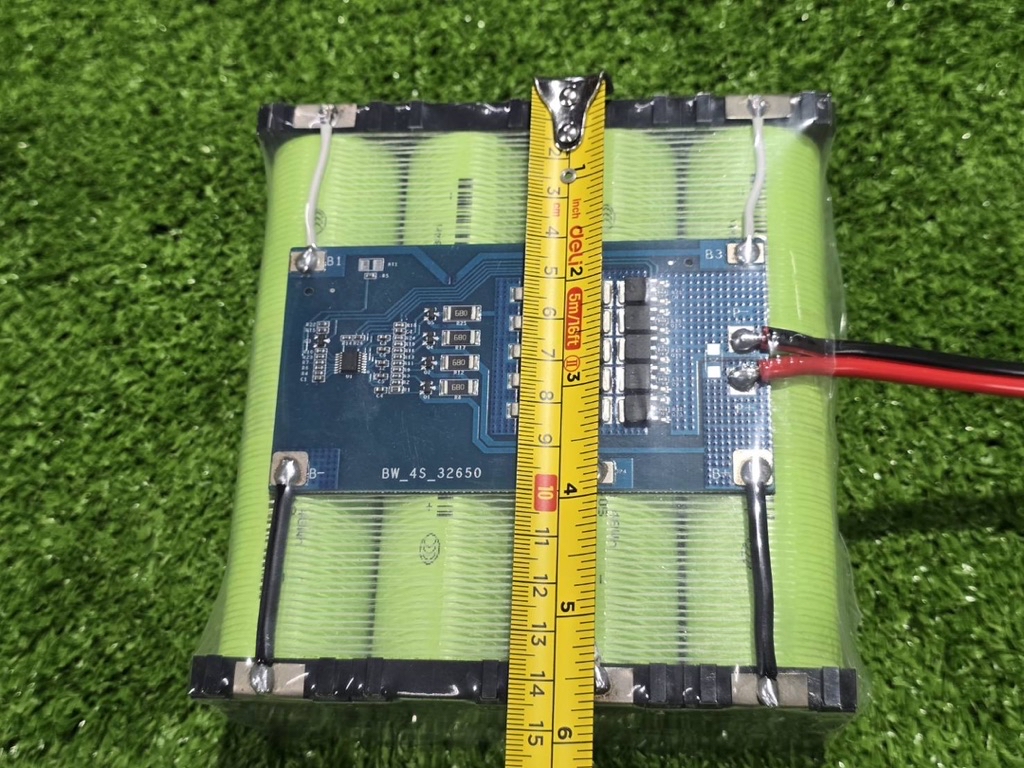 แบตลิเธียม 4s (2P) 12.8v - 14.6v 30,000mah. แบต+ชุด ชาร์จตัวใหญ่ ...