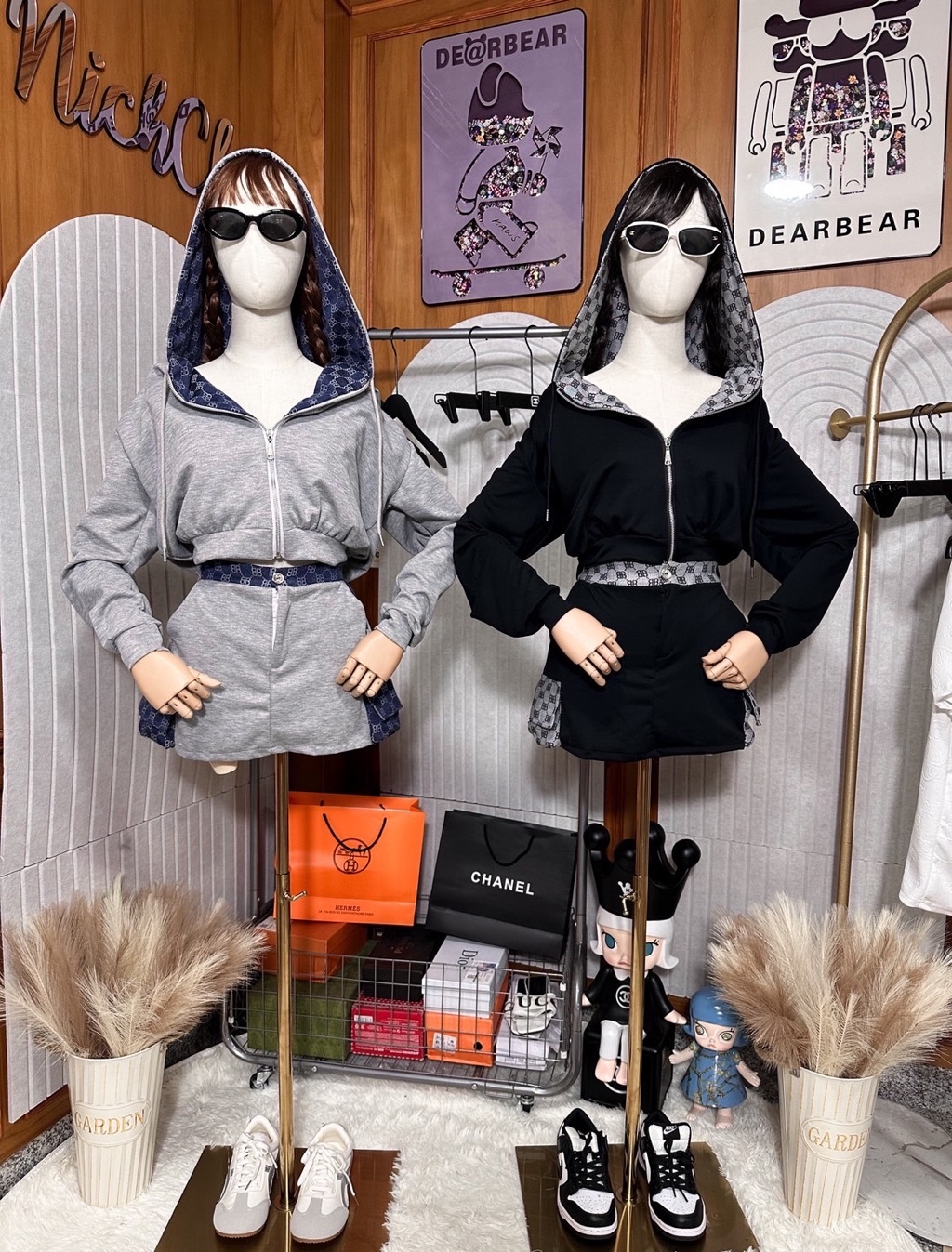 #Nicha Set2ชิ้น เสื้อแขนยาวซิปหน้ามีฮู้ดกระโปรงสั้นซิปหน้ากระเป๋าซ้ายขวา กระเป๋าคาโก้ สาวเท่ ...