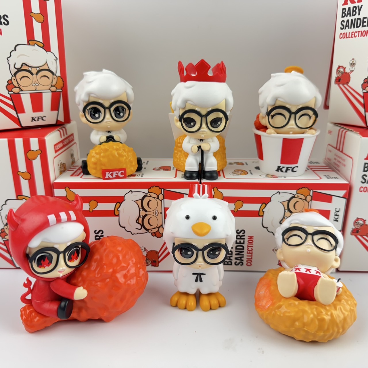 พร้อมส่ง KFC Baby Sanders Collection กล่องสุ่ม KFC เบบี้แซนเดอร์ กล่อง ...
