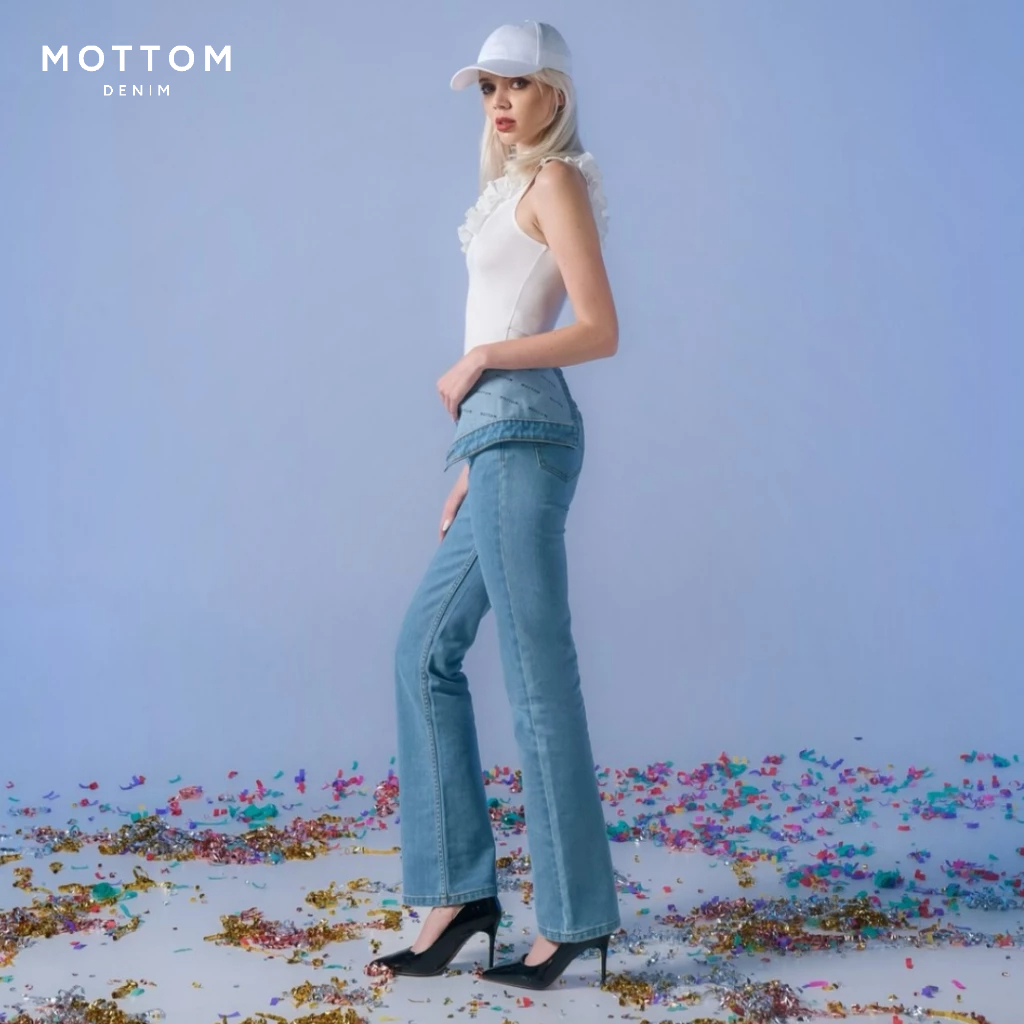 MOTTOM - Ruby กางเกงทรงเอวสูงขากระบอก พับขอบแต่งสกรีน | Shopee Thailand