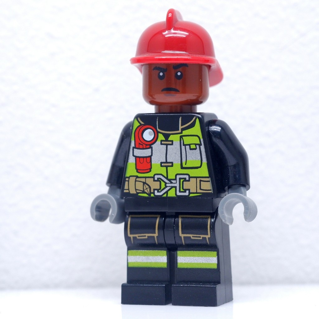 ฟิกเกอร์ ตัวต่อ Marvel Firefighter | ของแท้ | ploybrick | Shopee Thailand