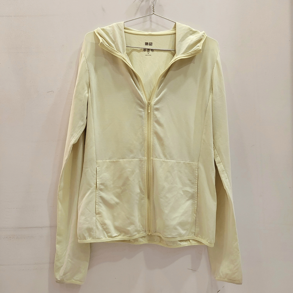 Uniqlo Sun Jacket ไซส์ M ตาข่าย UV cut ใหม่ บาง เบา เย็นสบาย (ใหม่ ...