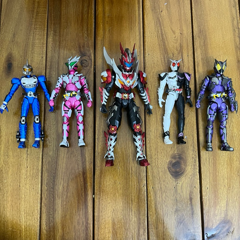 Shfiguarts Kamen Rider Build / Zero-One / W / Double Shf ของเล่นโมเดลพ ...