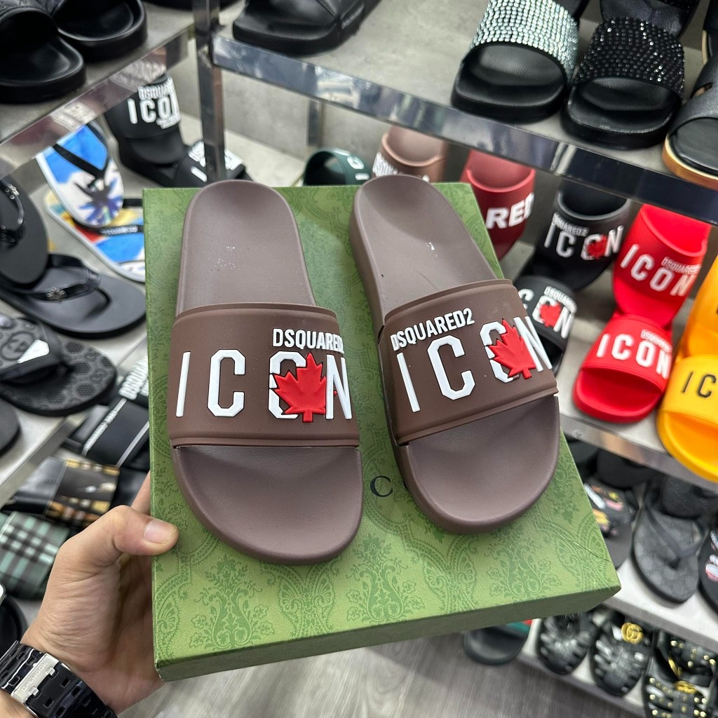 Dsq ICON รองเท้าแตะรูปแบบตัวอักษรยางสีนูน Sole และ Anti-Slip รูปแบบตัว ...