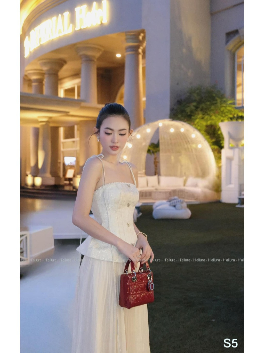 ชุดยกทรงและกระโปรงจีบ Hallura S5 | Shopee Thailand